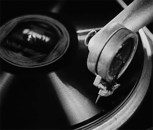 1920s lonesome the incredible shrinking man GIF - Find on GIFER