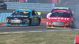 Nascar race ford GIF - Find on GIFER