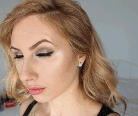 GIF rollo - animated GIF on GIFER