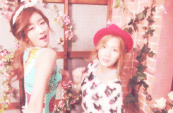 Apink a pink hayoung GIF - Find on GIFER