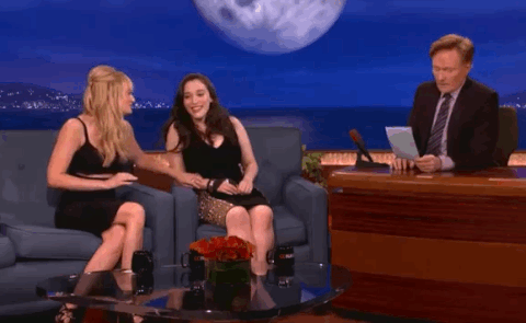 Beth behrs GIF - Find on GIFER