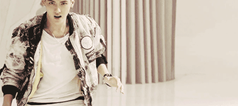 Look at him GIF - Find on GIFER