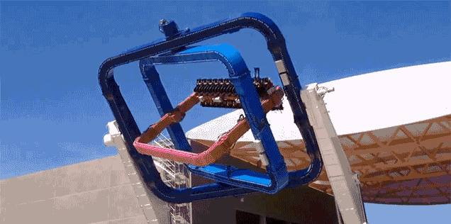 GIF satisfaccion andando paseando - GIF animado en GIFER