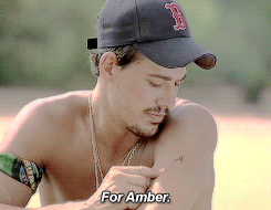 Survivoredit survivor rob x amber GIF - Find on GIFER