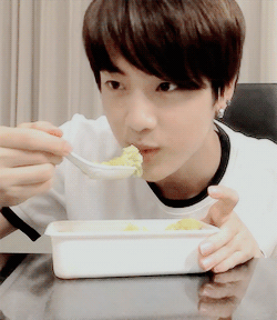 GIF growth - animated GIF on GIFER