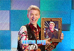 Shake it up GIF - Find on GIFER