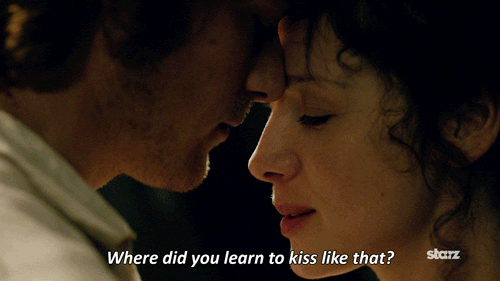 Caitriona balfe sam heughan season 1 GIF - Find on GIFER