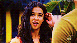 Tobe hooper GIF - Find on GIFER