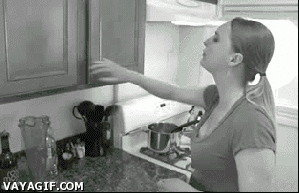 GIF container - animated GIF on GIFER