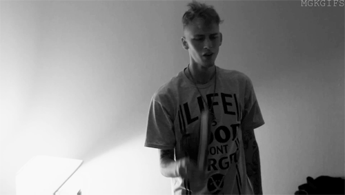 Mgk GIF - Find on GIFER