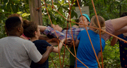 Hailee steinfeld pitch perfect GIF - Find on GIFER