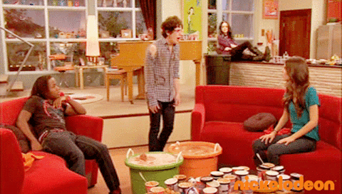 Robbie shapiro GIF - Find on GIFER