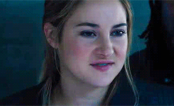 GIF divergent tris prior tobias eaton - animated GIF on GIFER