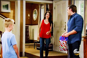 Gh female GIF - Find on GIFER