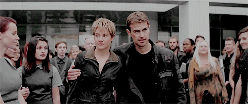 Tris Prior And Tobias Eaton Gif