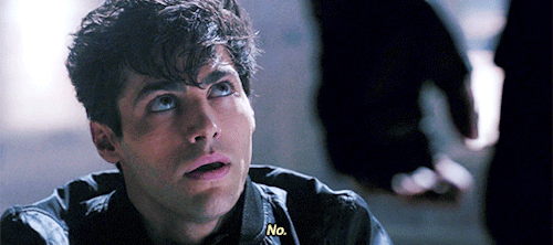 Wayward pines 1x09 GIF - Find on GIFER
