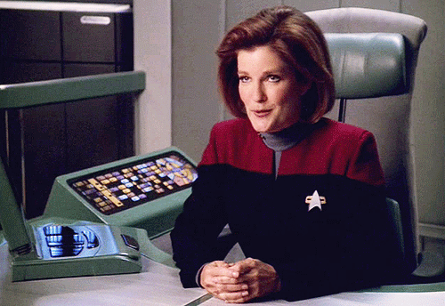 GIF voyager kate mulgrew kathryn janeway - animated GIF on GIFER