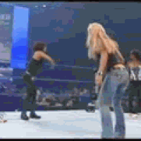 Michelle mccool GIF - Find on GIFER