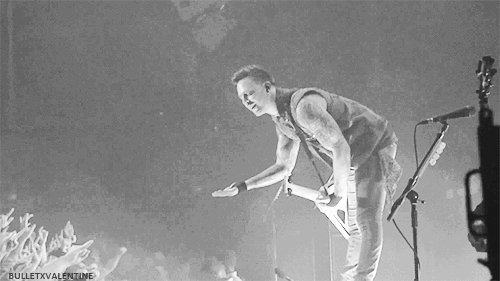 GIF matt tuck bfmv bullet for my valentine - GIF animado en GIFER