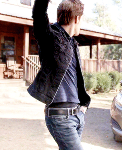 Michael scofield GIF - Find on GIFER