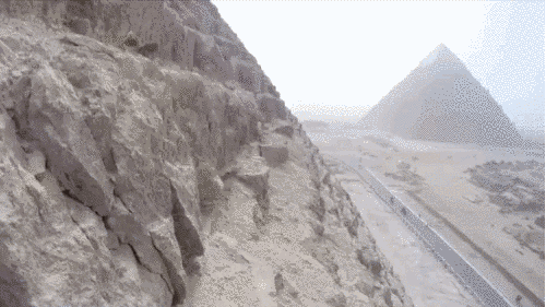 GIF pyramid - animated GIF on GIFER