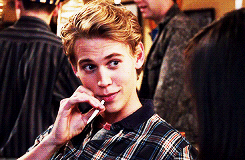 Austin butler GIF - Find on GIFER