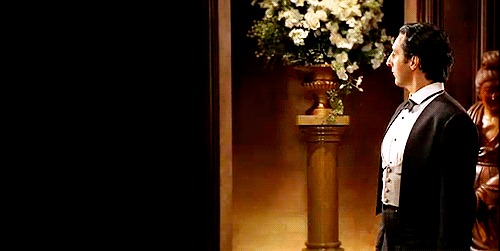 Title GIF - Find on GIFER