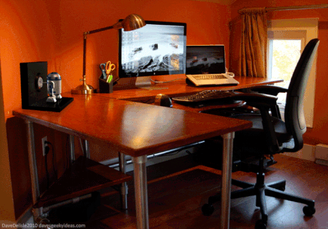 Desk GIF - Find on GIFER