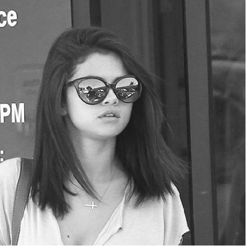 Sel GIF - Find on GIFER