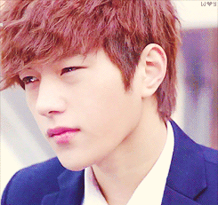 Arrogant GIF - Find on GIFER