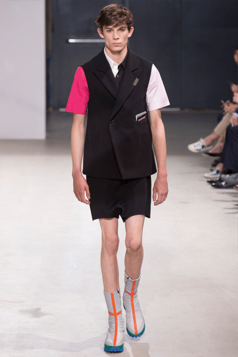 Raf simons GIF - Find on GIFER