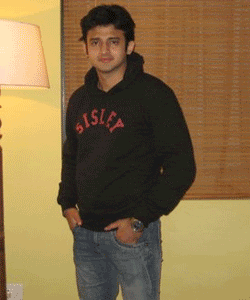 Raj GIF - Find on GIFER