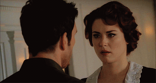 Alexandra breckenridge ahs GIF - Find on GIFER