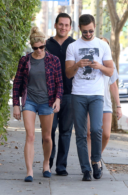 Boyfriend GIF - Find on GIFER