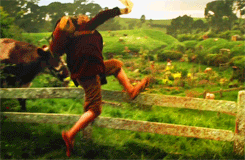 Bilbo bilbo baggins GIF - Find on GIFER