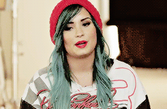 GIF demi lovato ddl - animated GIF on GIFER
