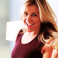 Renee GIF - Find on GIFER