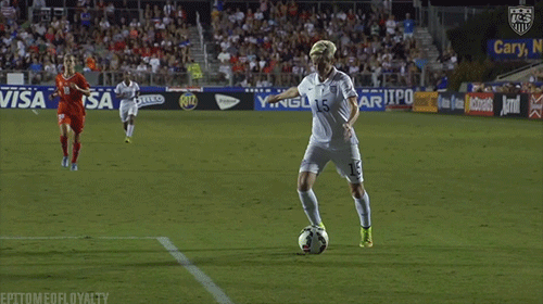 Uswnt megan rapinoe GIF - Find on GIFER