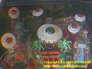 Ufo pinball GIF - Find on GIFER