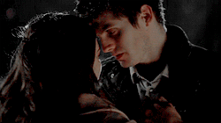 Kol mikaelson GIF - Find on GIFER