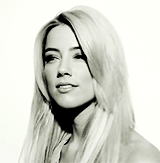 Amber heard royalty GIF - Find on GIFER