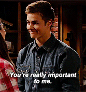 GIF important - animated GIF on GIFER