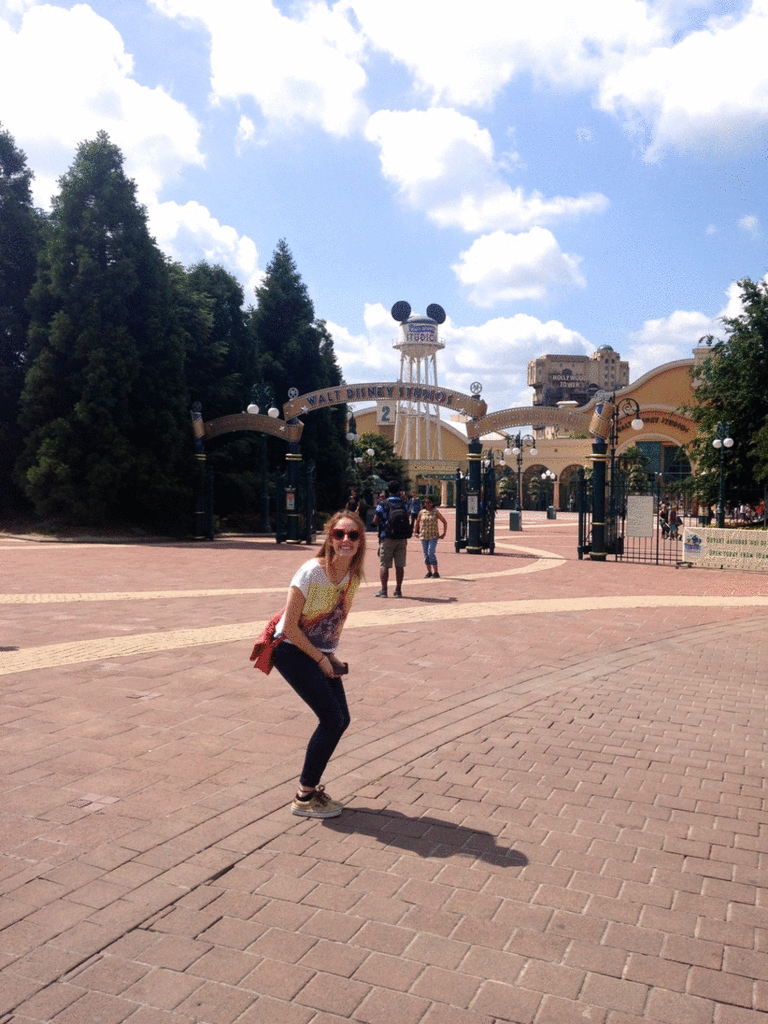 Disneyland GIF - Find on GIFER