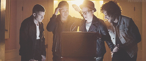 Fall out boy GIF - Find on GIFER