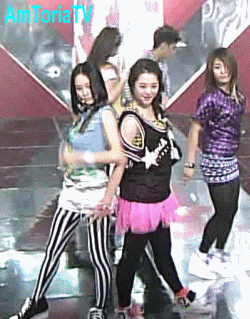 GIF come back - animated GIF on GIFER