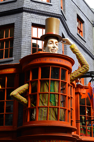 Alley GIF - Find on GIFER