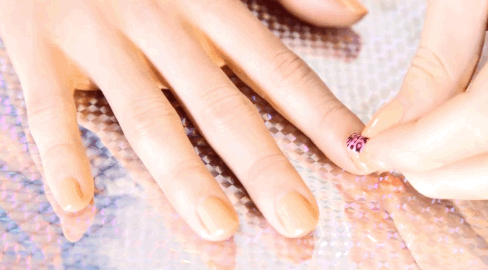 Nails GIF - Find on GIFER