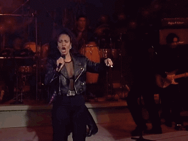 Selena s GIF - Find on GIFER