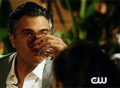 Reactions zac efron high five GIF - Find on GIFER