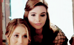 GIF spoilers - animated GIF on GIFER